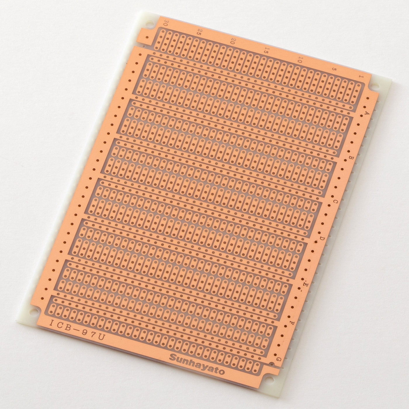 ※在庫限り※ユニバーサル基板（ガラスコンポジット片面／95×138×1.2t）（ICB-97U） — サンハヤト 公式オンラインショップ